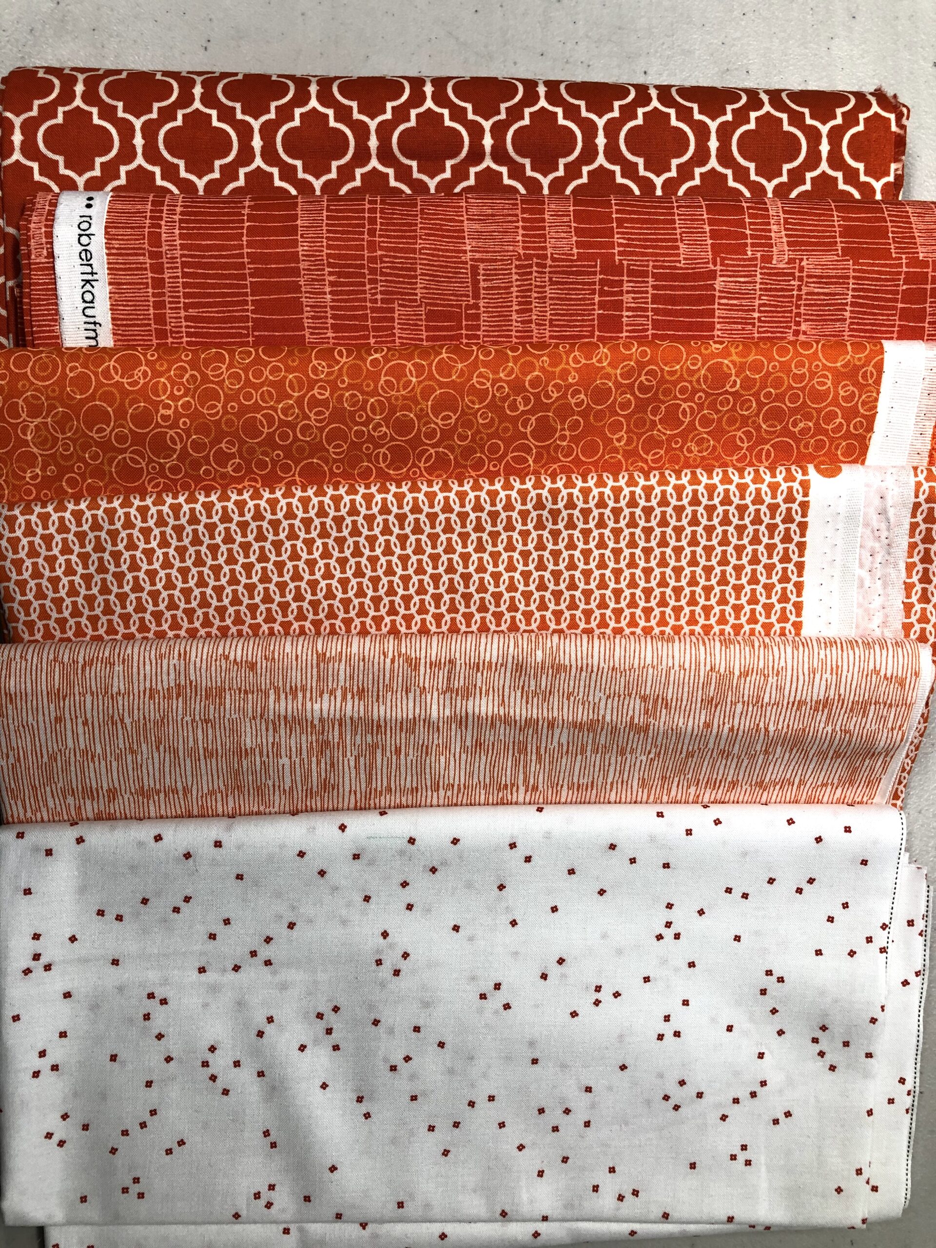 Colorblock LOVE Tutorial - How to choose your fabric - Hunter's Design ...